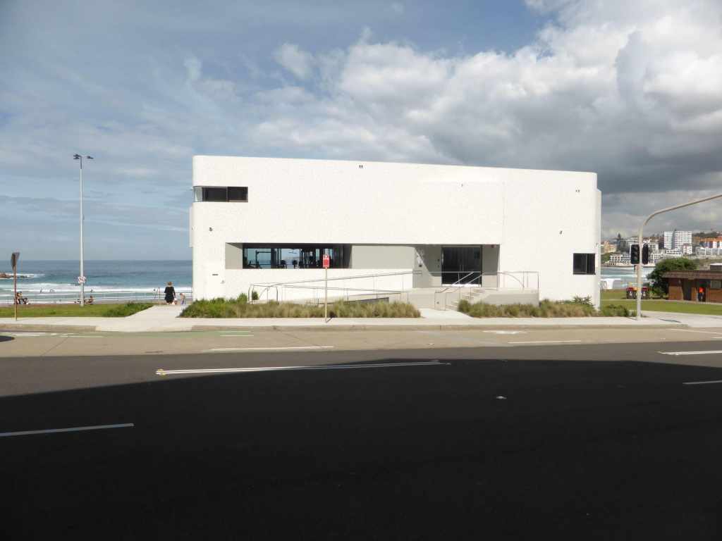 Sydney: North Bondi Surf Life Saving Club (Australia) – STEPHENVARADY ...
